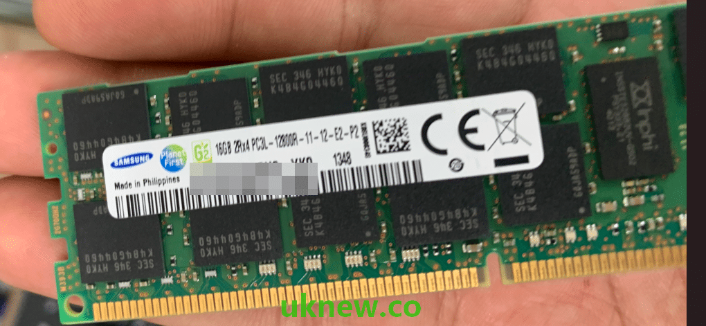ECC DDR3 서버용 램 표기: 2Rx8 PC3L-12800E